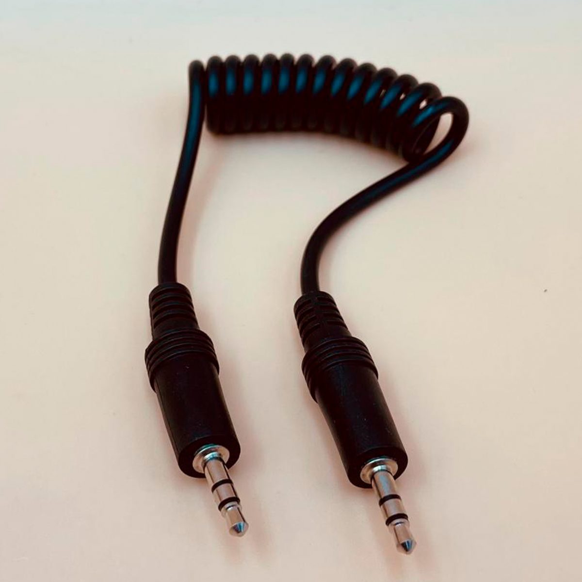 Cable Jack Jack Espiral – Bienvenidos a Punto Servicios – Tu Solución